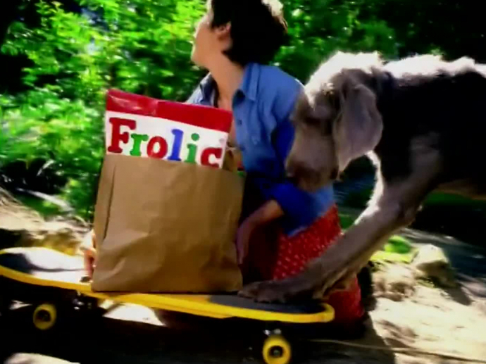 Frolic : Le skate board | INA