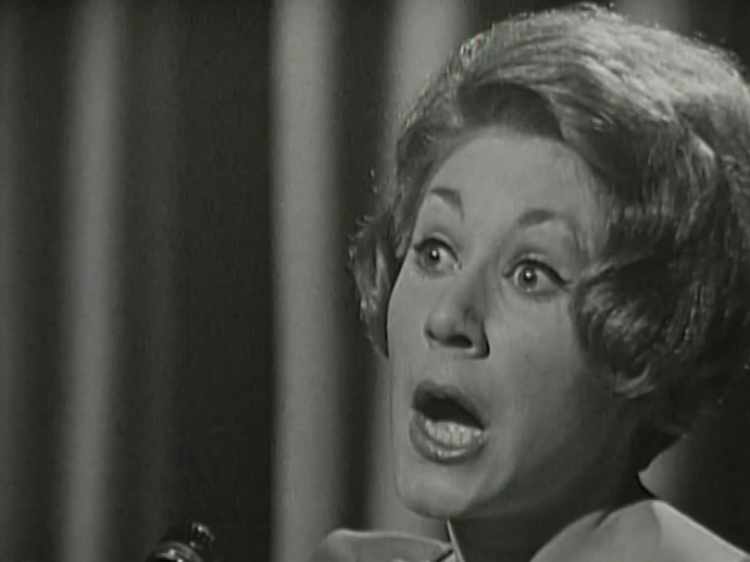 Danielle Dinan "Le chien dans la vitrine" | INA