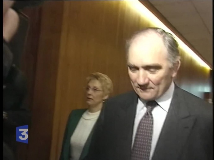 Charles Millon nommé ambassadeur à la F.A.O. | INA