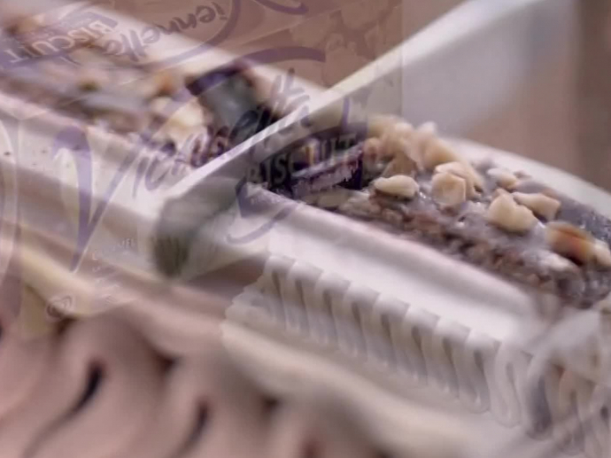 Viennetta : Biscuit sensation caramel | INA