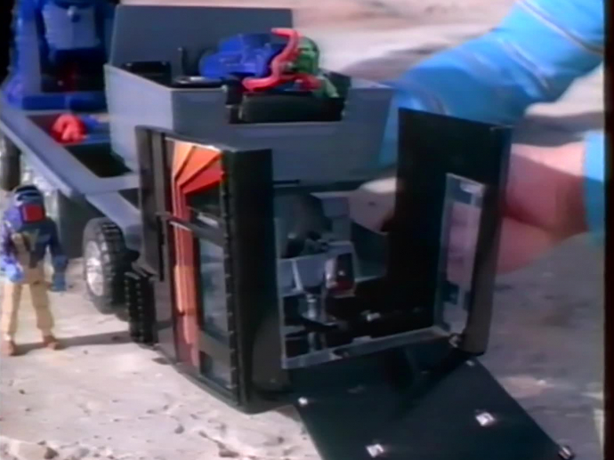 MASK : PERSONNAGE JOUET | INA