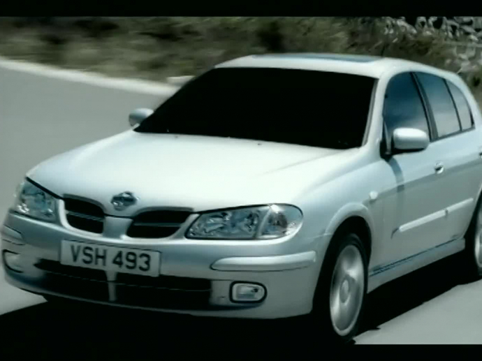 Nissan Almera : Portes ouvertes 9/12 | INA