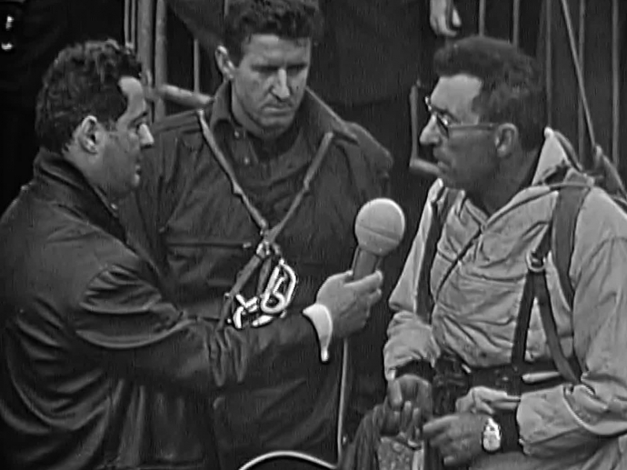 Ascension de la Tour Eiffel par Guido Magnone et René Desmaison | INA