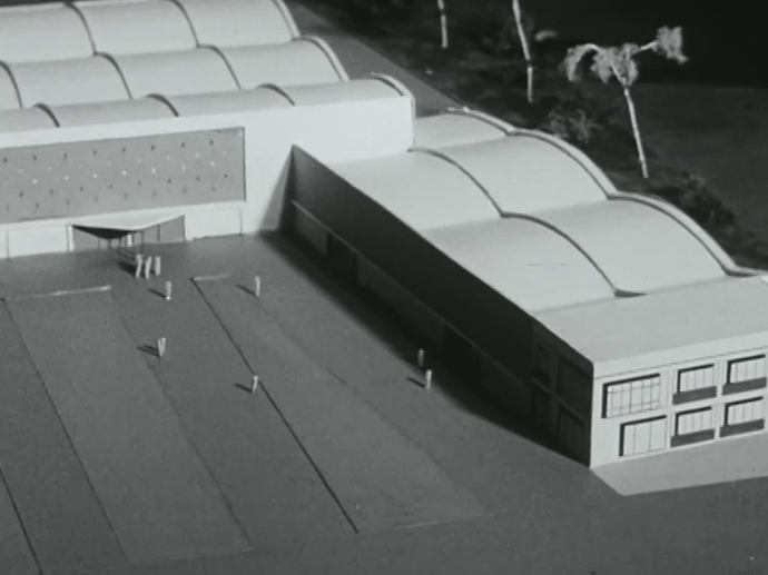 PRESENTATION DE LA MAQUETTE DE LA FOIRE D'ORAN | INA