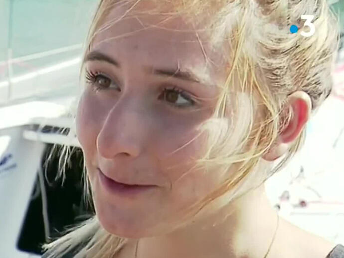 Portrait de Violette Dorange, benjamine de la mini transat | INA