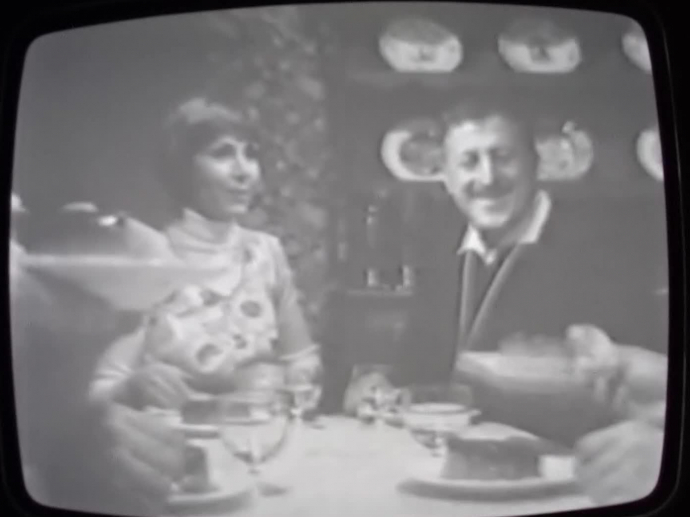 YA BON de BANANIA : Gâteau de riz au caramel | INA