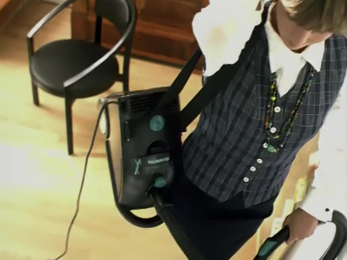 Rowenta dymbo : Dymbo l'oeuf | INA