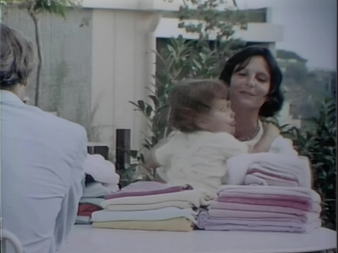 Lénor : lessive super concentrée : fraîcheur d'avril | INA