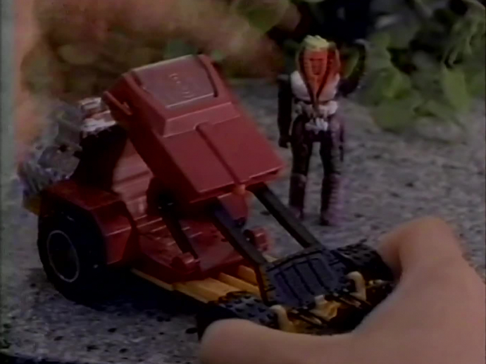 MASK : JOUET VOITURE ET BULLDOZER TRANSFORMABLE | INA