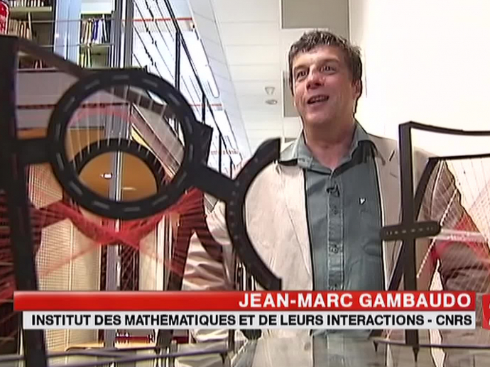 La médaille Fields remise à deux mathématiciens français | INA