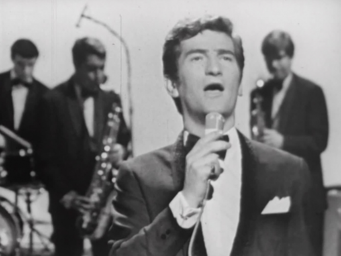 Eddy Mitchell "Toujours un coin qui me rappelle" | INA