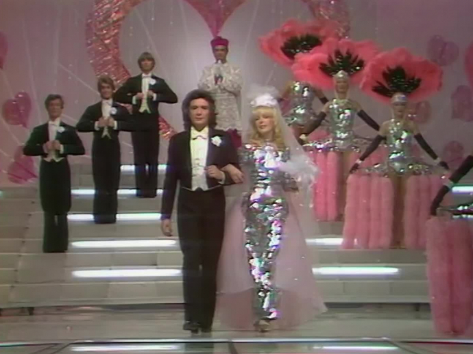 Michel et Babette Sardou "Les mariés du music hall " | INA