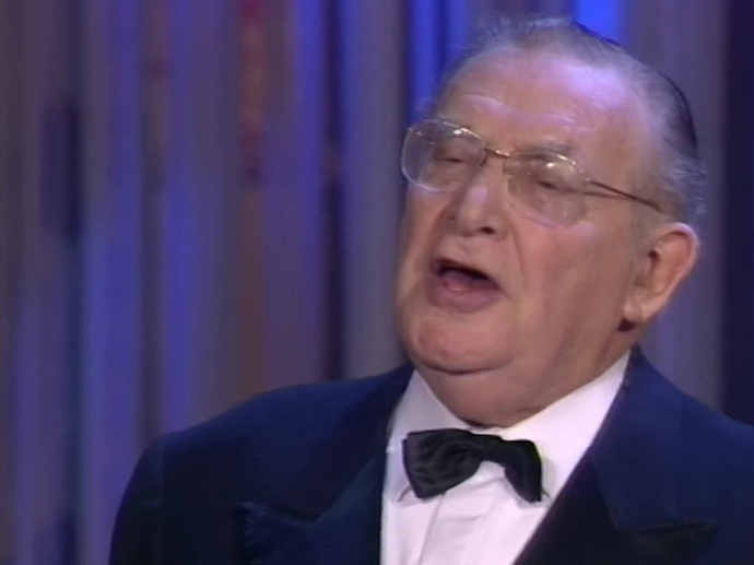 LEON ZITRONE annonce meilleur présentateur JT (... | INA