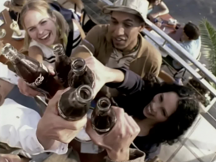 Coca Cola : Immédiate sensation femme : version 30 secondes | INA