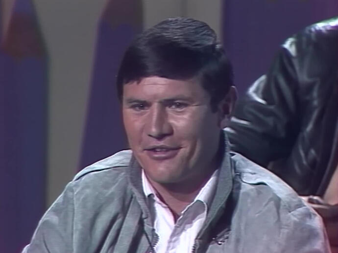 L'équipe de la chasse au trésor | INA