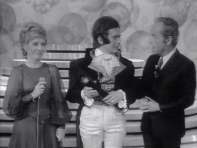 "Cadet Rousselle", la première émission interactive de variétés | INA