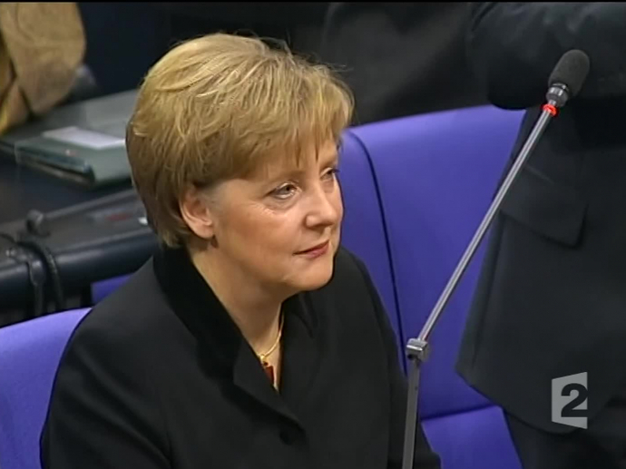 Prestation de serment et passation de pouvoir pour Angela Merkel | INA