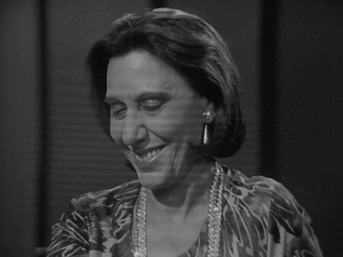 Alice Sapritch chez Lipp | INA