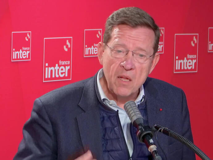 Pierre Servent : "Il y a une absence du principe du droit de la guerre ...
