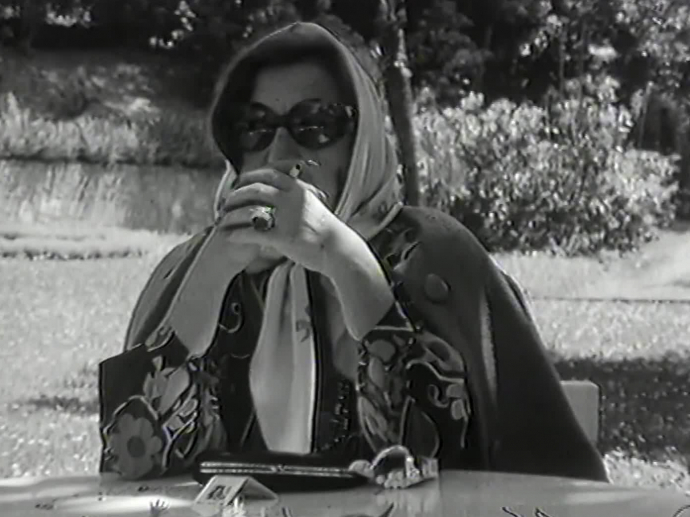 L'actrice Marie BELL juré au festival de Cannes | INA