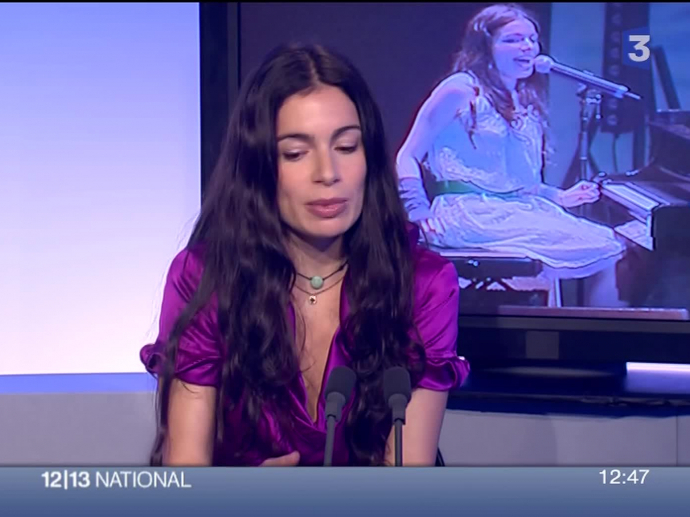 Invitée / la chanteuse Yael Naïm | INA