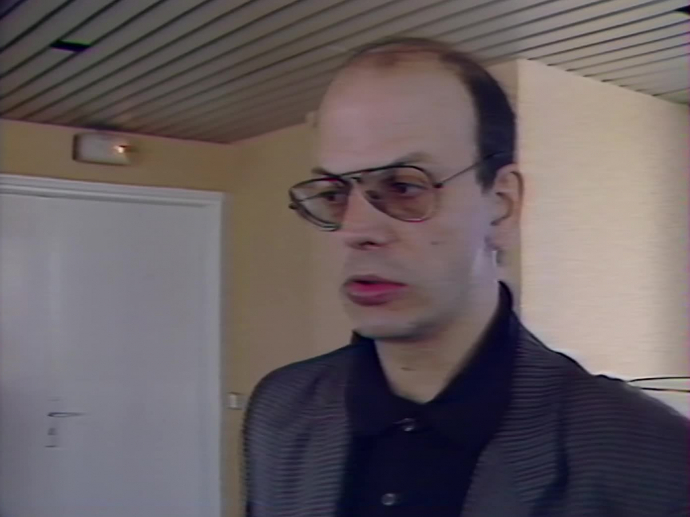 Patrick Buisson à propos de la crise au journal Minute | INA