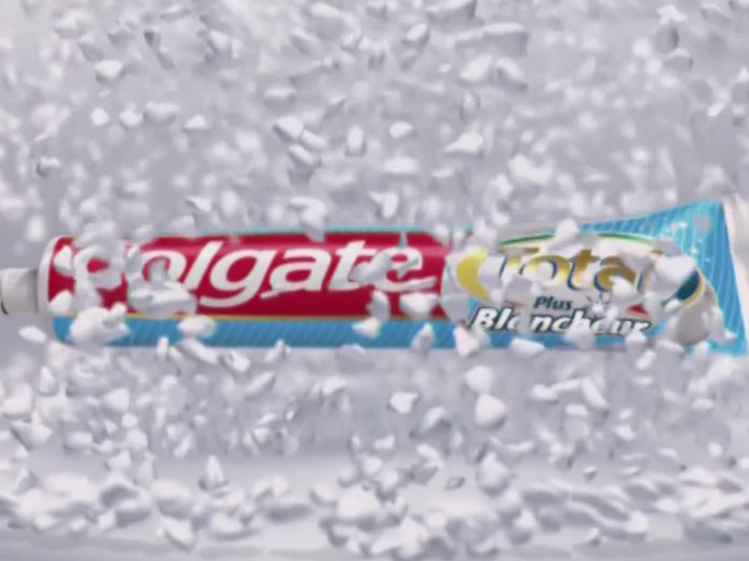 Colgate total plus blancheur : Snow globe | INA