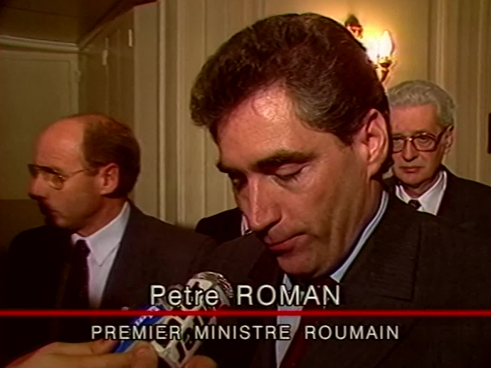 Petre Roman en visite à Paris | INA