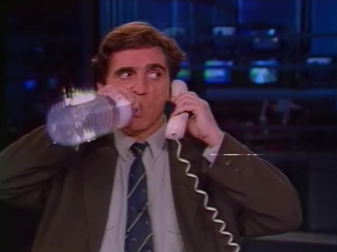 Le téléphone sonne | INA