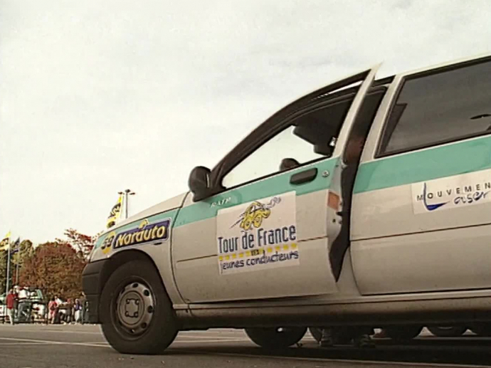 Limoges étape tour de France jeunes conducteurs | INA