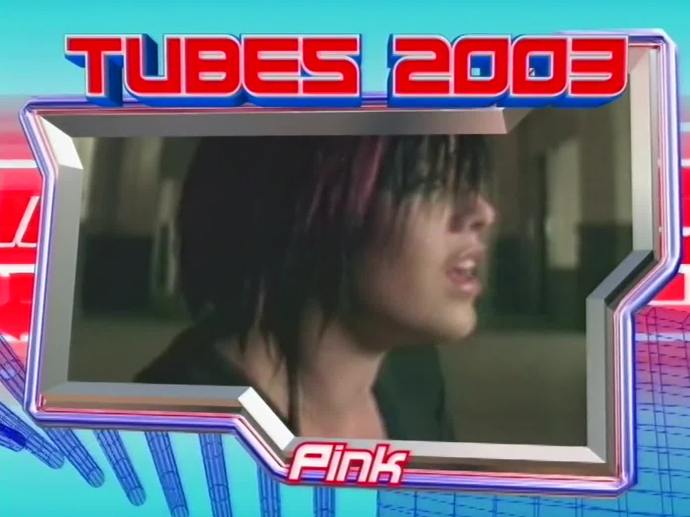 Tubes 2003 : version 28 secondes | INA
