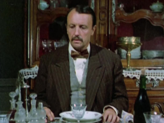 Alice Sapritch et Dominique de Keuchel dans "Vipère au poing" | INA