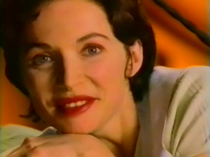 BARBARA GOULD FRANCE 2 / FROU FROU : PRODUITS DE BEAUTE | INA