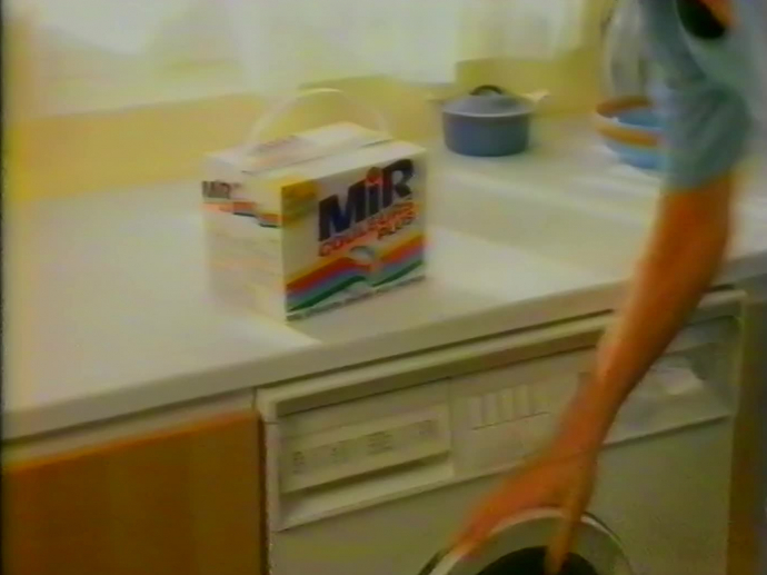 MIR COULEUR PLUS : LESSIVE POUDRE COMPACT MACHINE | INA