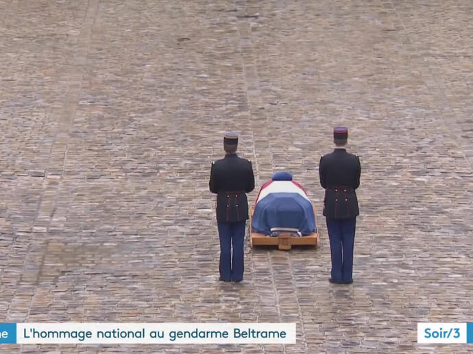 Hommage national à Arnaud Beltrame | INA