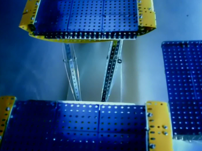 Meccano évolution vf : version 20 secondes | INA