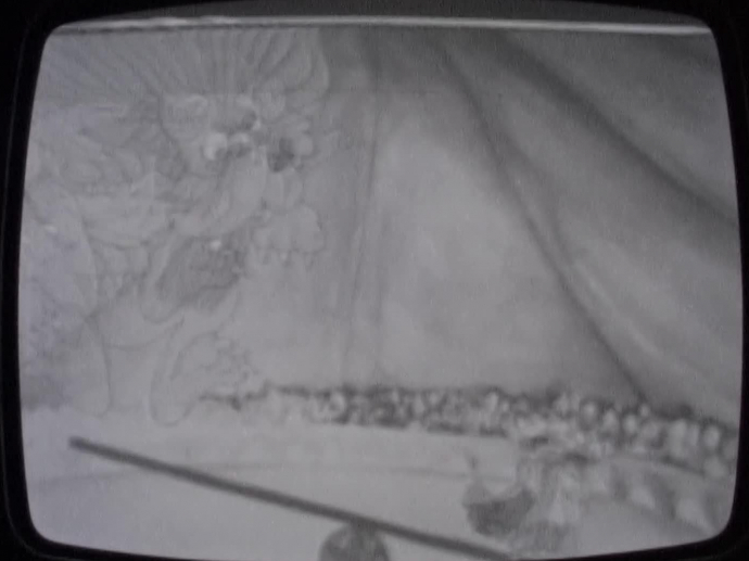 Belin : Pépito : biscuit au chocolat : cirque version NB | INA