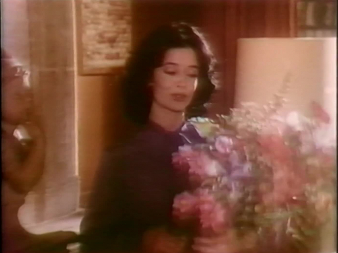 Les fleuristes : fleurs : Marie José Nat | INA