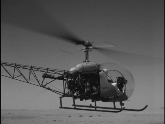 Survol du point zéro de Reggane | INA