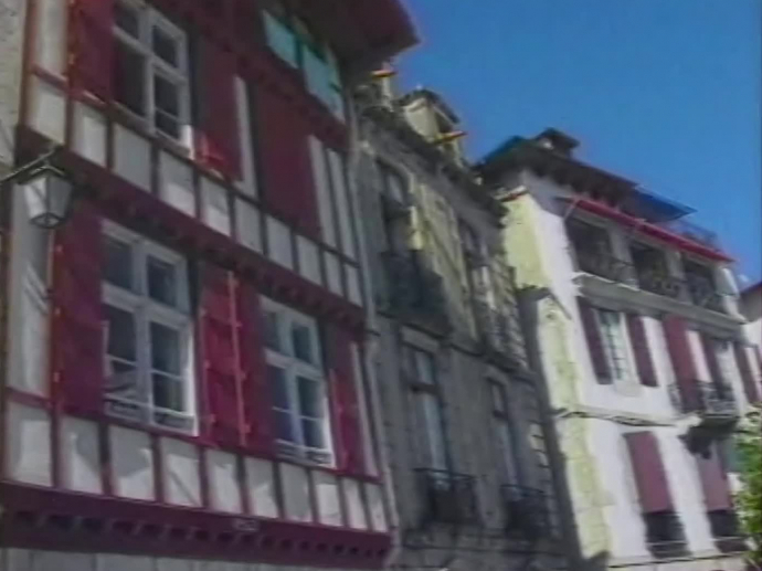 Succès tourisme : Saint Jean de Luz | INA