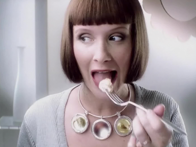 Amora clip sauces : version 28 secondes | INA