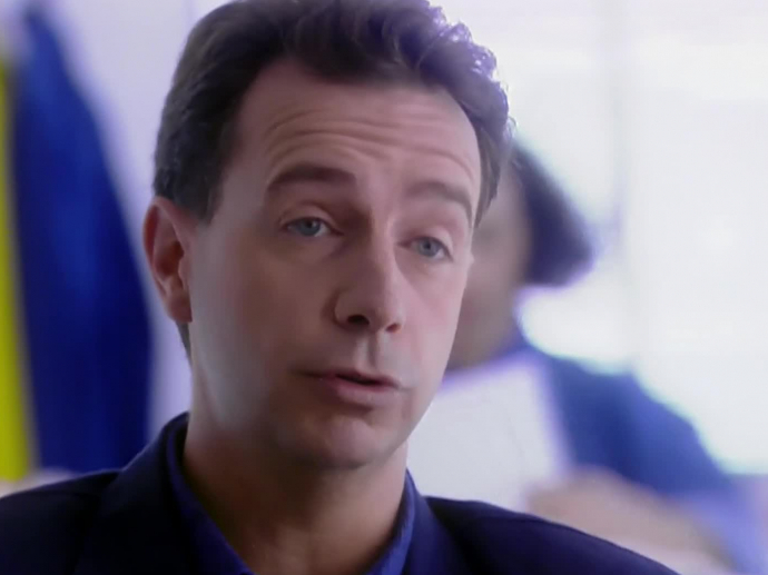 Ariel ultra liquide : Newman | INA