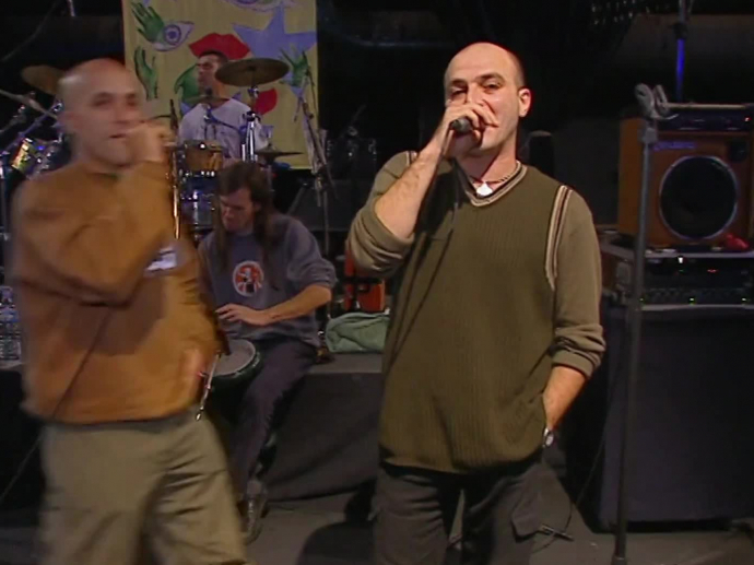 Transbordeur : 100% collègues | INA