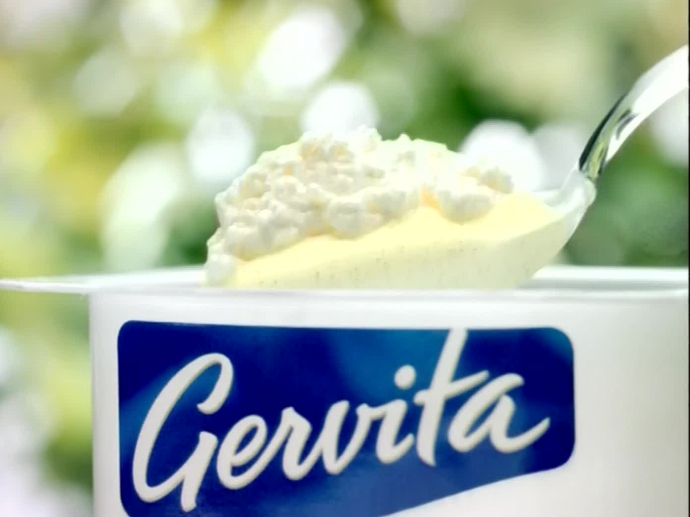 Gervita de Danone : Conversation père fils | INA