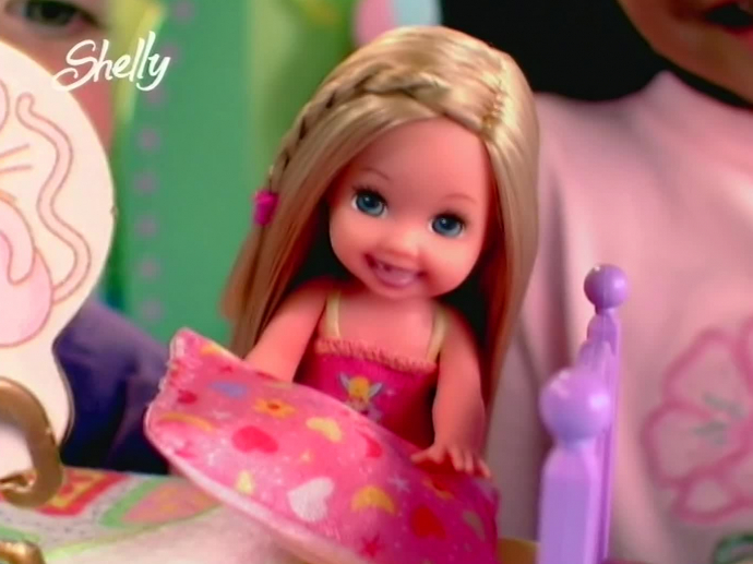 Barbie : Selly petite souris | INA