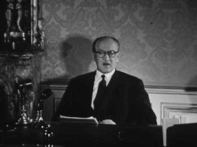 Allocution de Monsieur Guy Mollet Paris | INA