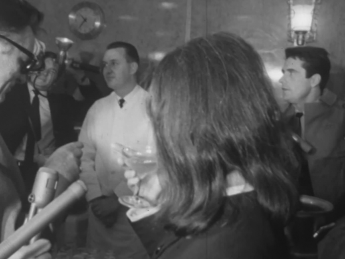 Entretien avec Liz Taylor et Richard Burton | INA