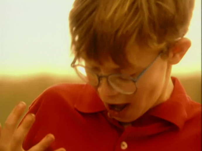 Ariel ultra : Newman | INA