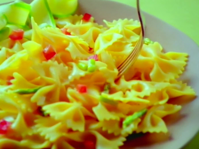 Pâtes Lustucru : Pätes aux oeufs frais version 10 secondes | INA