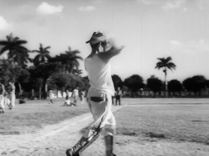 Fidel juega pelota = Fidel joue au base-ball | INA